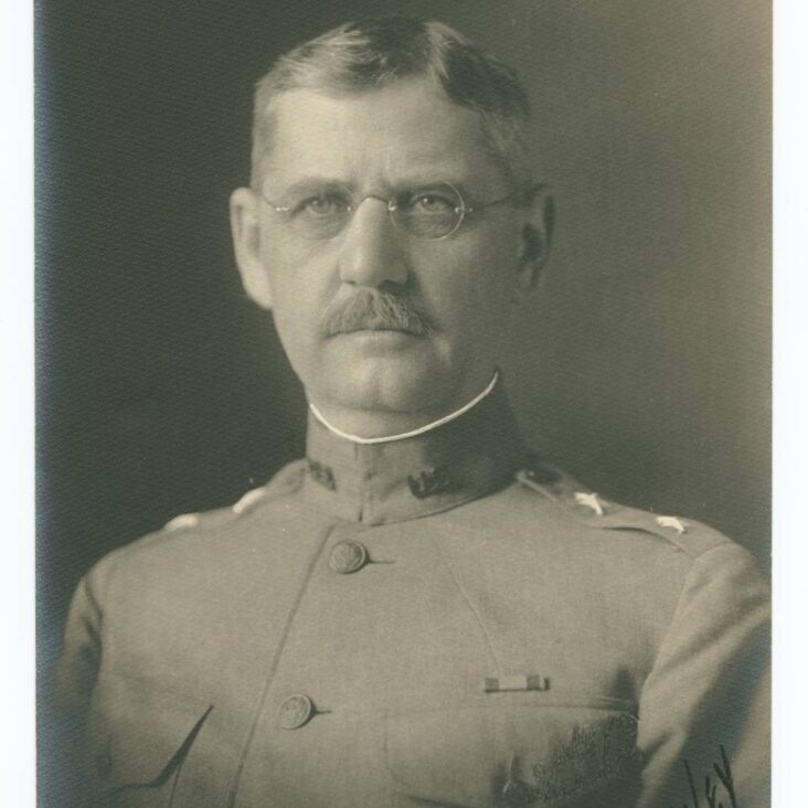 Les auteurs – Les éditions Delga